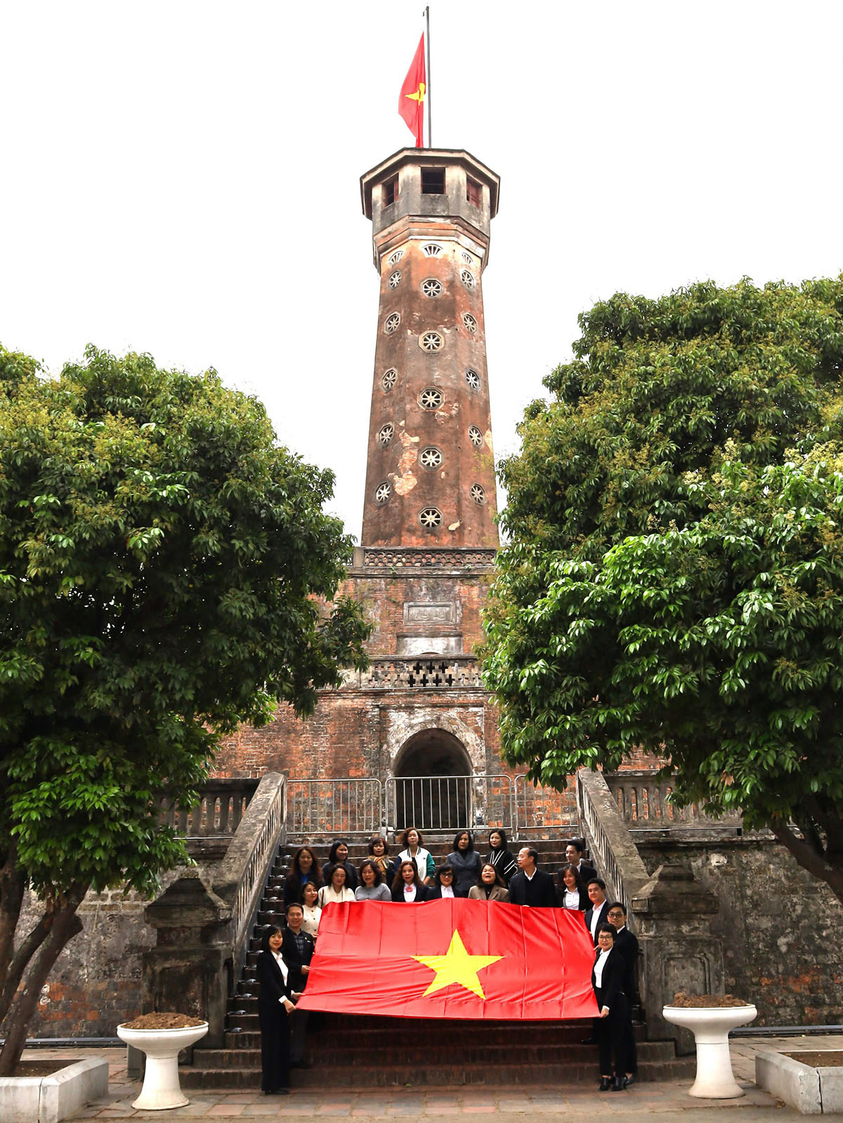 National Flag Presentation Ceremony at the Imperial Citadel of Thang ...