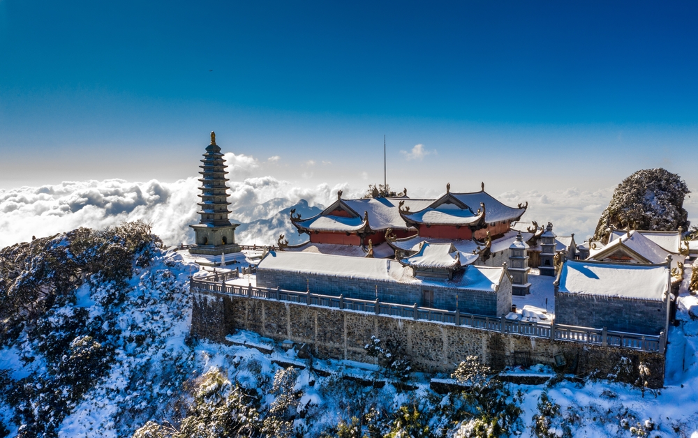 Fansipan Peak – The Roof of Indochina Above the Clouds - IMPERIAL ...